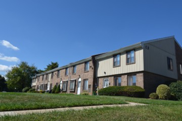 Photos and Gallery of Middletown Trace Apartments in Langhorne, PA