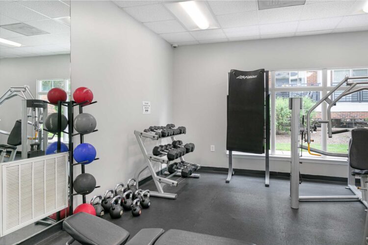 Photo Gallery of River Club Apartments in Edgewater NJ