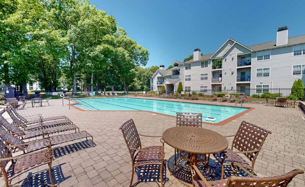 The Pavilions Apartments in Manchester, CT | Official Website